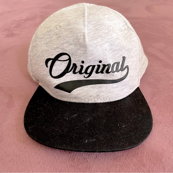 H&M | Accessories | Hm Toddler Grey Black Soft Fitted Flat Brim Cap Hat ...